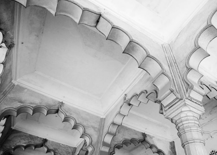 Bridging Finance Pros and Cons - Monarch Solicitors Bridging Finance Pros and Cons - Monarch Solicitors